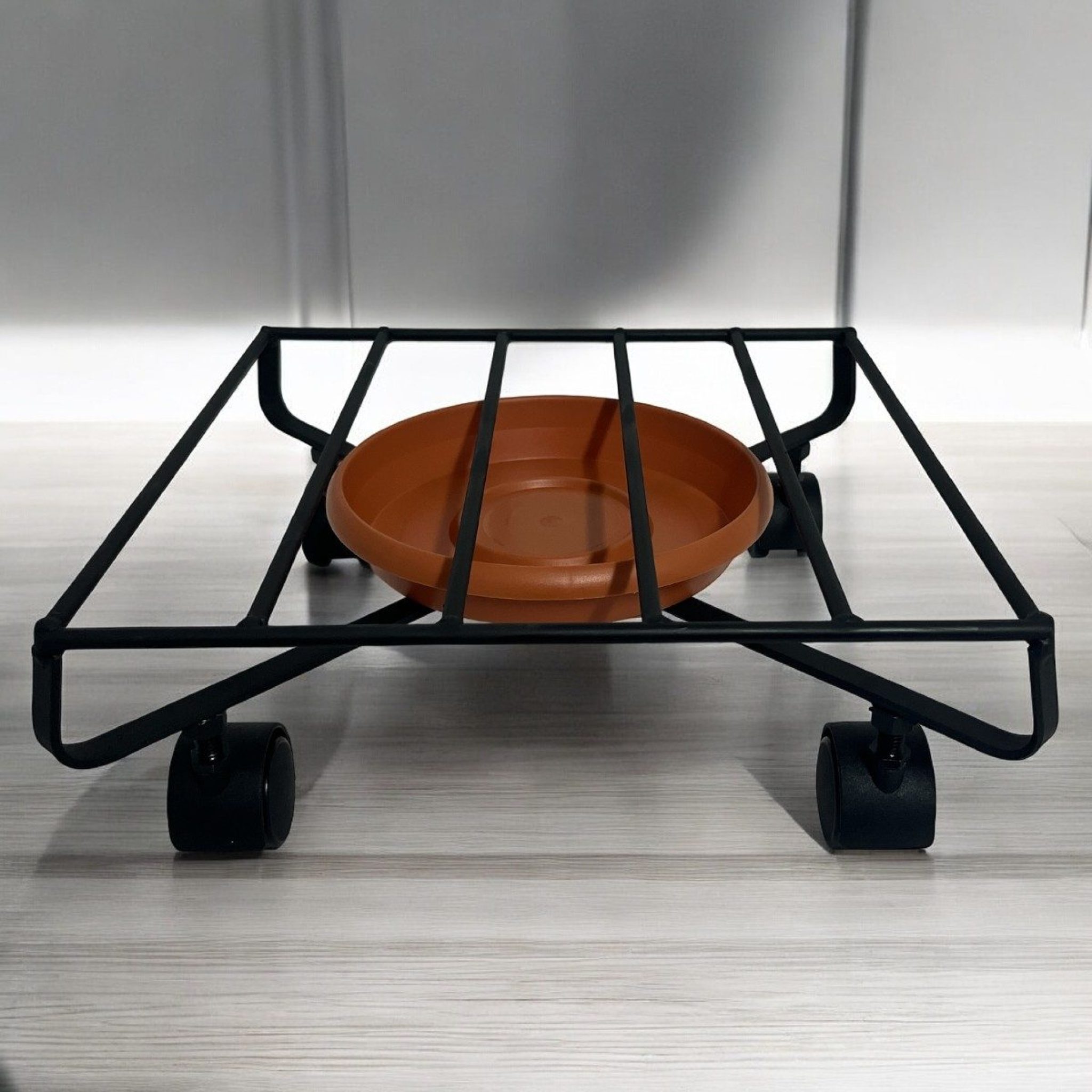 Bases para Macetas de Acero Resistentes y Elegantes. Baselandia